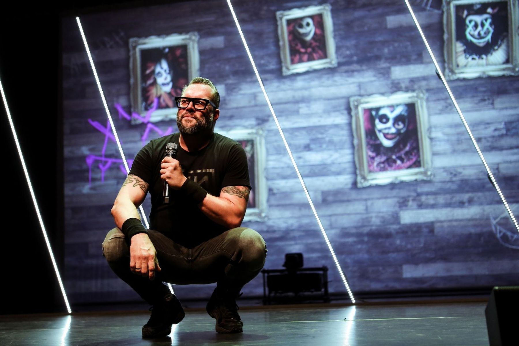 Comedyshow 'Wake Me Up When It's Over' van Alex Agnew te zien op ...