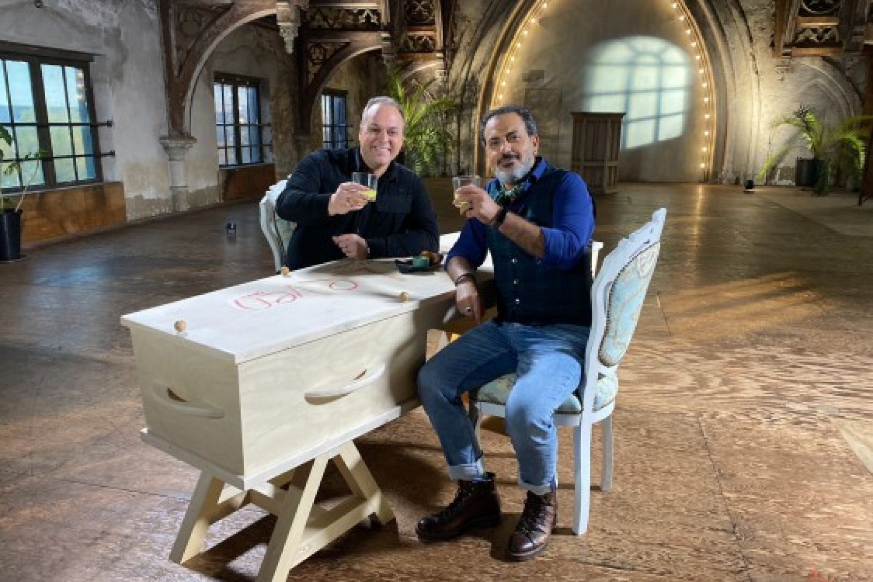 Frans Bauer, André van Duin en Bridget Maasland te gast in nieuw ...