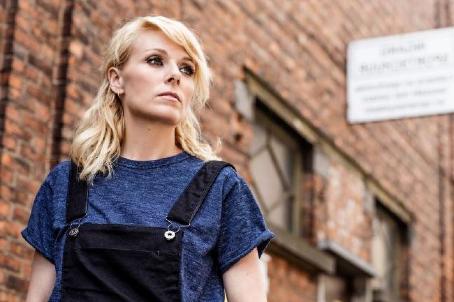 Cathérine Moerkerke weer nieuwsanker | TVvisie