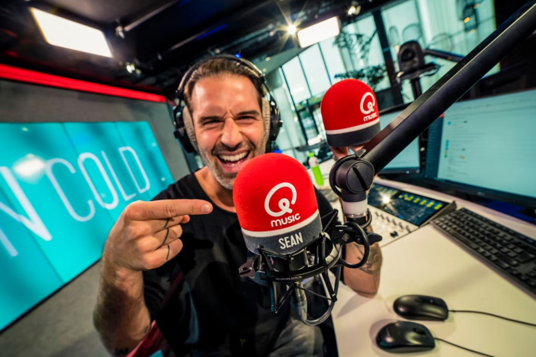 Sean Dhondt neemt afscheid van Qmusic, niet van de radio! | TVvisie