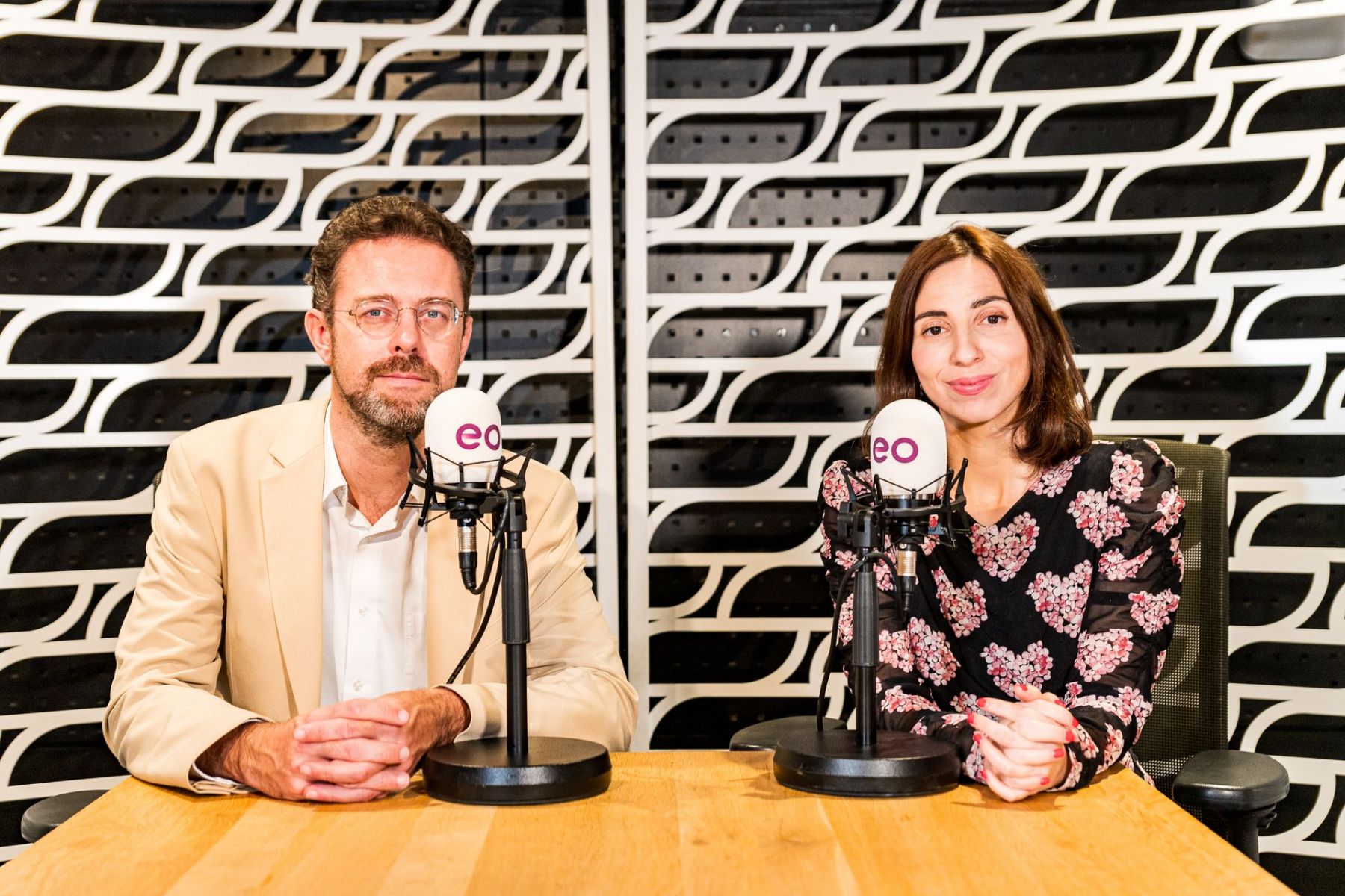 Drie speciale uitzendingen van 'Wallet en Van Weezel' op NPO Luister ...